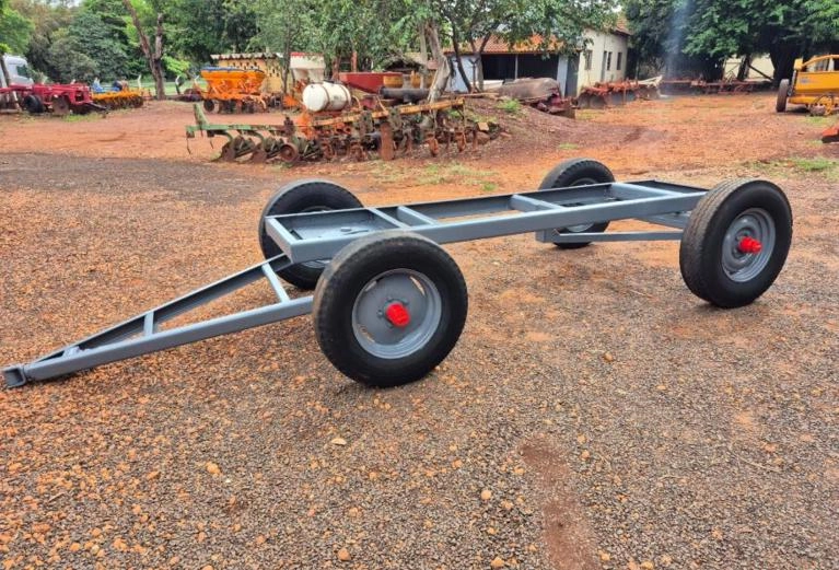 Chassi de Carreta 4 Rodas em Sertãozinho SP à venda. Compre 904773