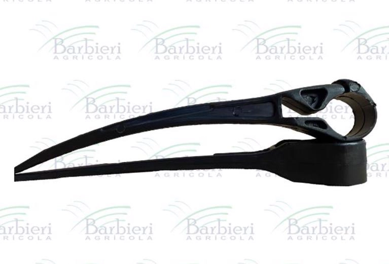 Unha Plástica New Holland em Sertanópolis PR à venda. Compre 909255