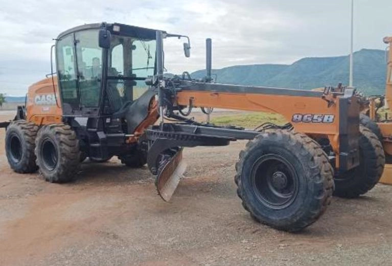 Motoniveladora Case 865 em Uberlândia MG à venda. Compre direto 878152