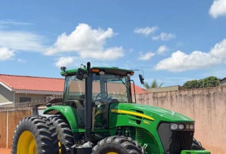 Trator John Deere 7230J Ano 2018 em Ituverava SP à venda. Compre 928592