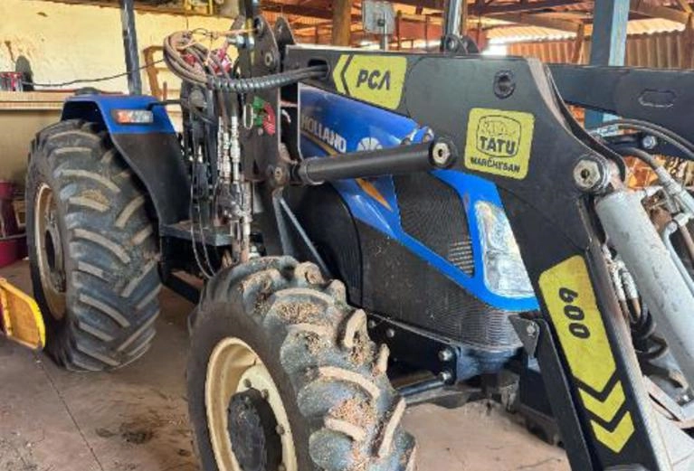 Trator New Holland tl 5.80 Ano 2024 em Pontes Gestal SP à venda. 866402