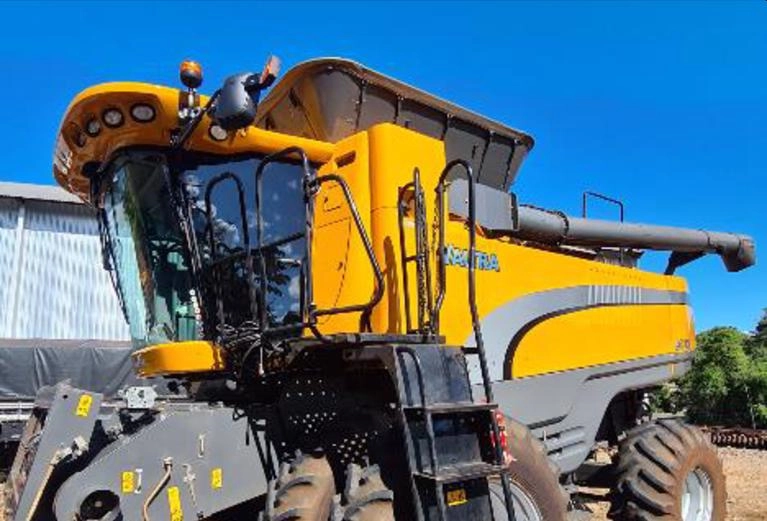 Valtra bc 6800 em Nova Cantu PR à venda. Compre direto 878352