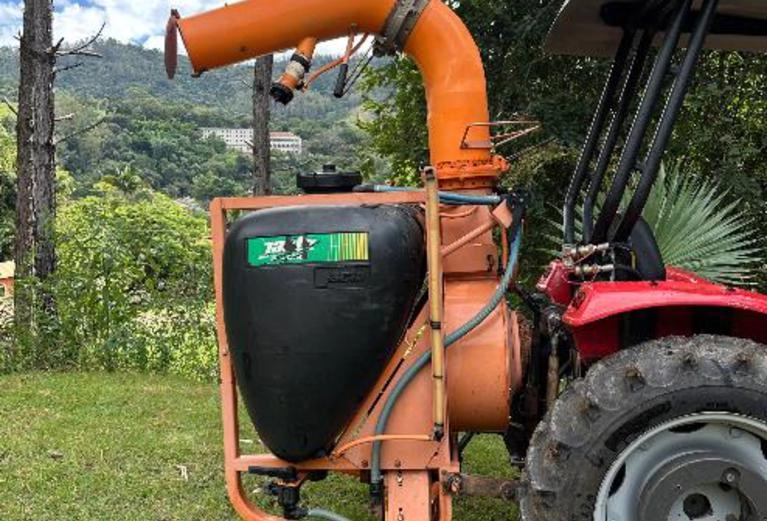 Pulverizador Jatao Jacto 400 Lts em Serra Negra SP à venda. 862694